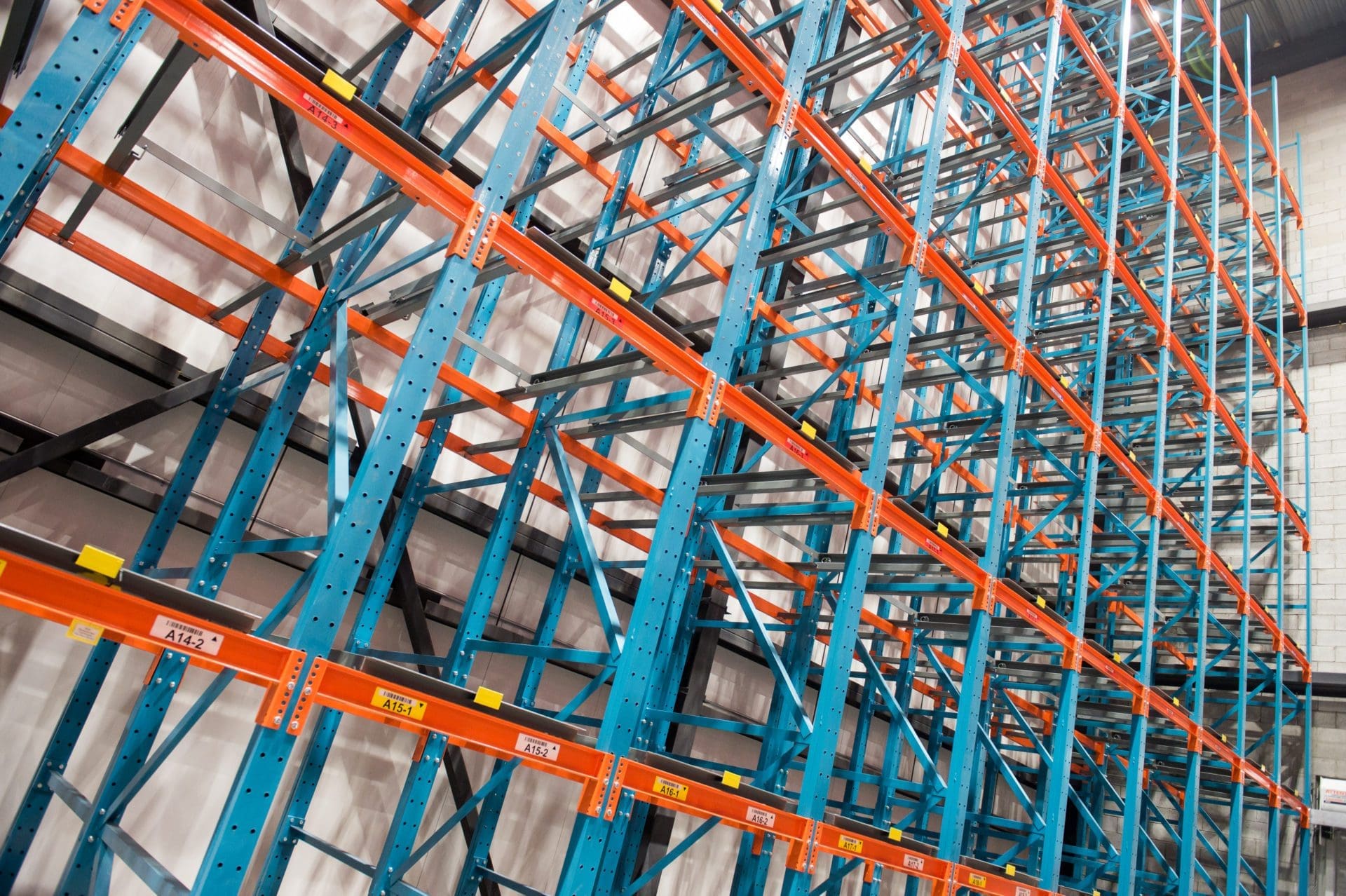 Palettier à Accumulation Dynamique "Pallet Flow" | Etalex